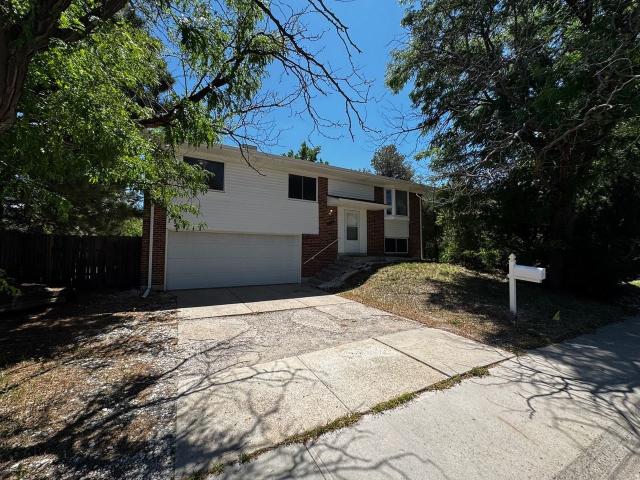 4 Bedroom Home for Rent at 3104 S Richfield St, Aurora, CO 80013 Aurora Knolls Hutchinson Heights