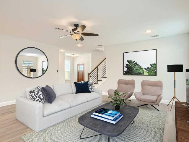 4 Bedroom Home for Rent at 3125 Rutz St, Dallas, TX 75212 Fredrick Douglas