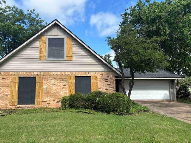 4 Bedroom Home for Rent at 3214 N Calais St, Sherman, TX 75090