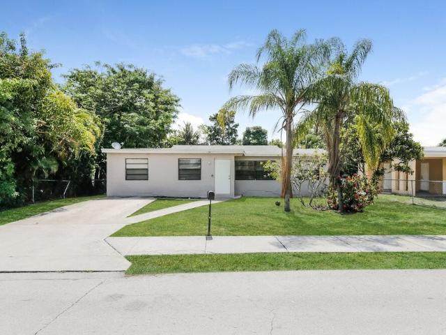 4 Bedroom Home for Rent at 331 Sw 11th Ave, Delray Beach, FL 33444