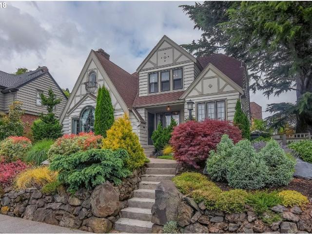 4 Bedroom Home for Rent at 3565 Ne Klickitat St, Portland, OR 97212 Beaumont Wilshire
