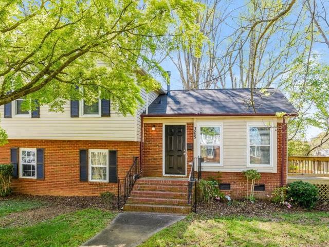 4 Bedroom Home for Rent at 365 Clover Hitch Dr, Charlotte, NC 28215 Eastway