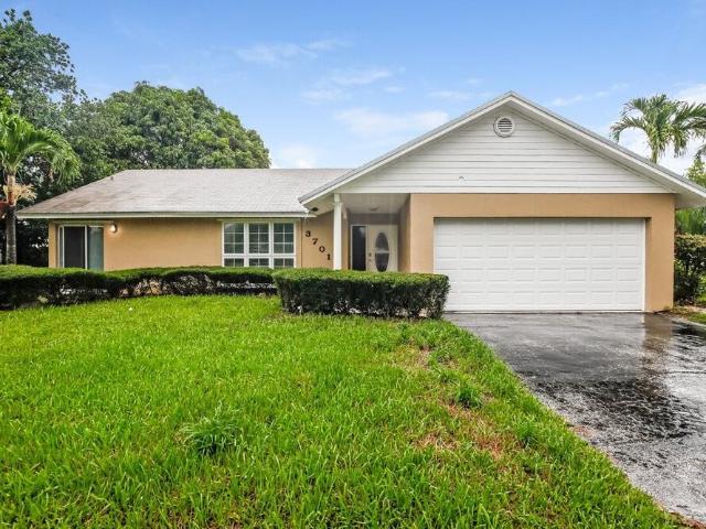 4 Bedroom Home for Rent at 3701 Nw 7th Ct, Delray Beach, FL 33445