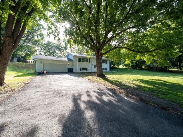 4 Bedroom Home for Rent at 3800 Fernbrook Ln N #1, Plymouth, MN 55447