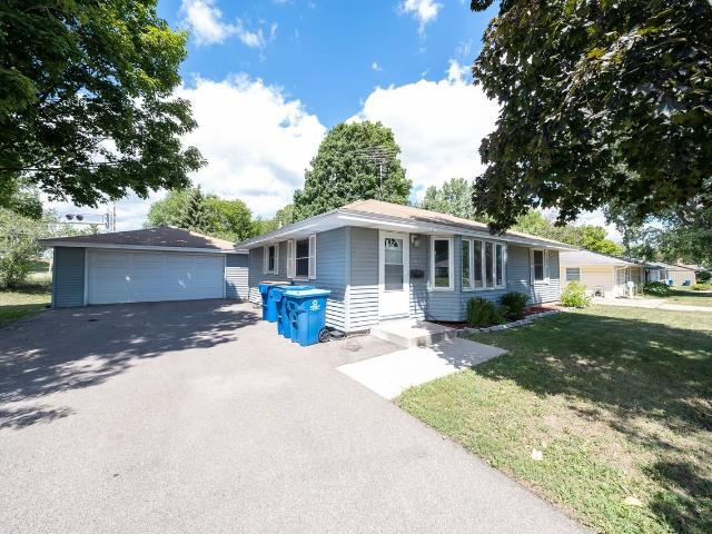 4 Bedroom Home for Rent at 3818 Baillif Pl #1, Bloomington, MN 55431