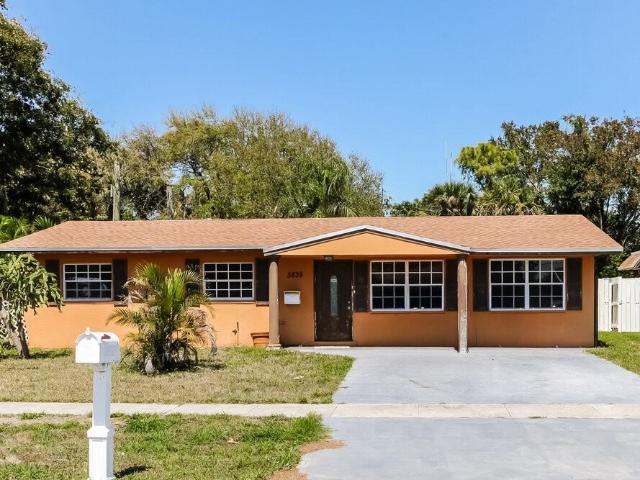 4 Bedroom Home for Rent at 3835 Holiday Rd, Palm Beach Gardens, FL 33410
