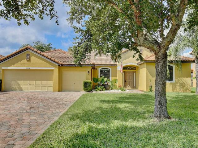 4 Bedroom Home for Rent at 3908 Coastal Breeze Dr, Kissimmee, FL 34744