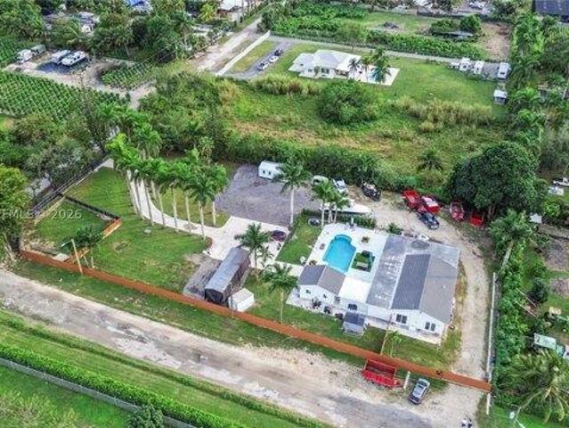 4 bedroom, Homestead FL 33034 104898789