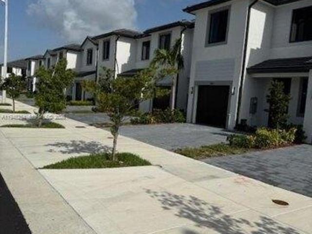 4 bedroom, Homestead FL 33034 104898887