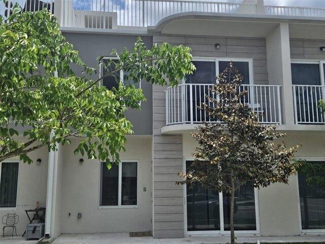 4 bedroom, Homestead FL 33032 LS92925139