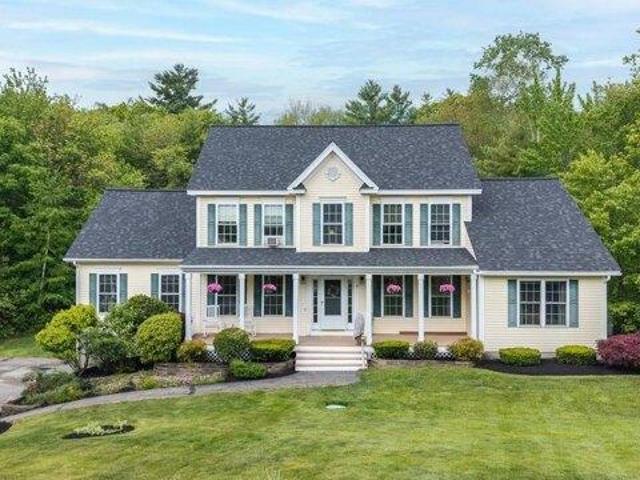 4 bedroom, Hooksett NH 03106 104237560