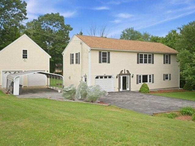 4 bedroom, Hooksett NH 03106 104791457