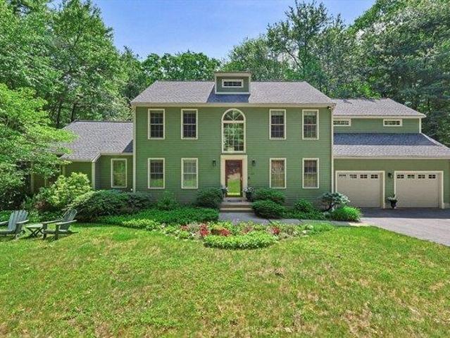 4 bedroom, Hopkinton MA 01748 LS103101234