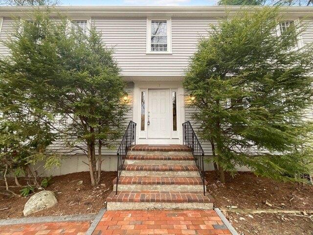 4 bedroom, Hopkinton MA 01748 102370951