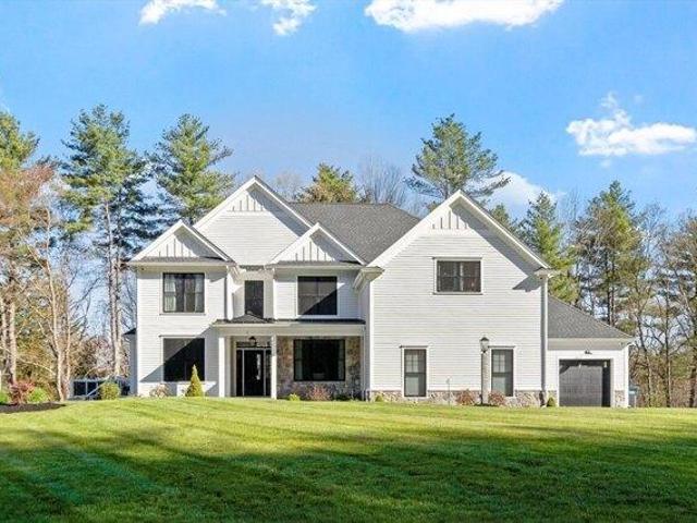 4 bedroom, Hopkinton MA 01748 104606747