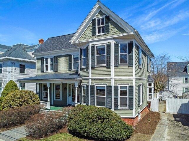4 bedroom, Haverhill MA 01835 102120847