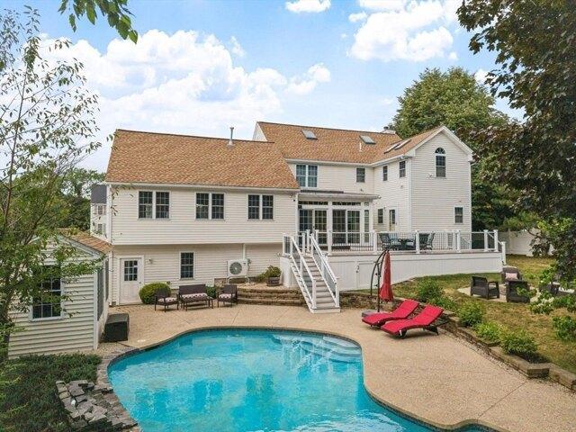 4 bedroom, Haverhill MA 01830 105092945