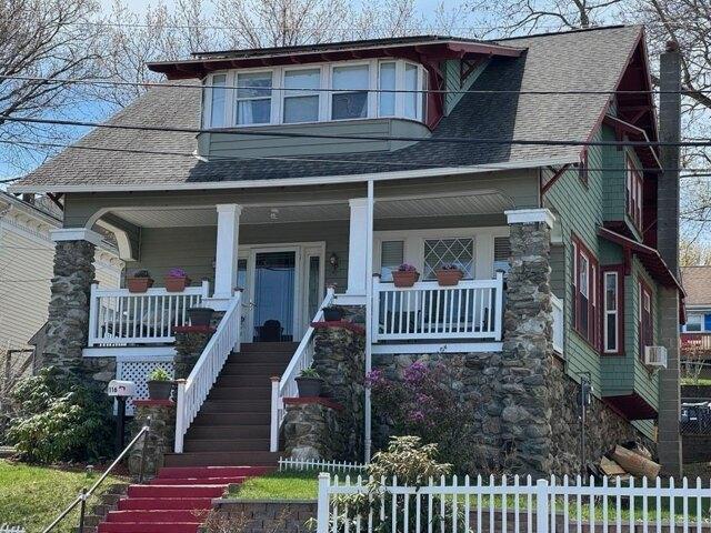 4 bedroom, Haverhill MA 01832 LS102318507