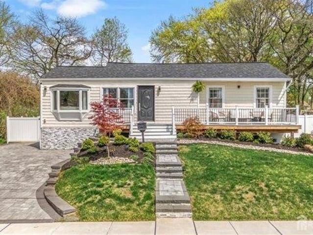 4 bedroom, Hazlet NJ 07730 102725851