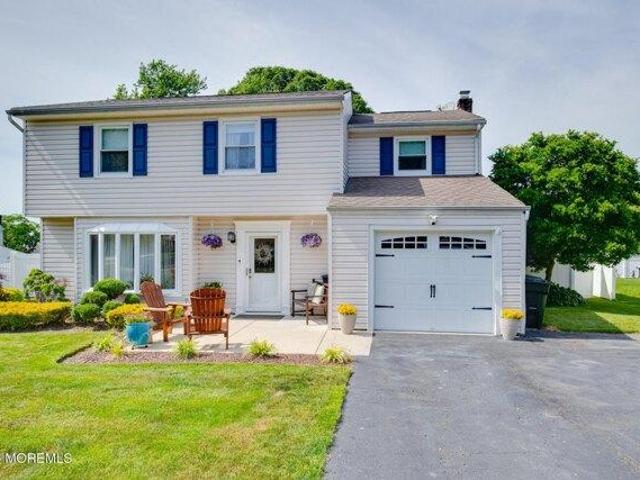 4 bedroom, Hazlet NJ 07730 104609139