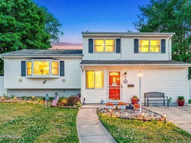 4 bedroom, Hazlet NJ 07730 104719769