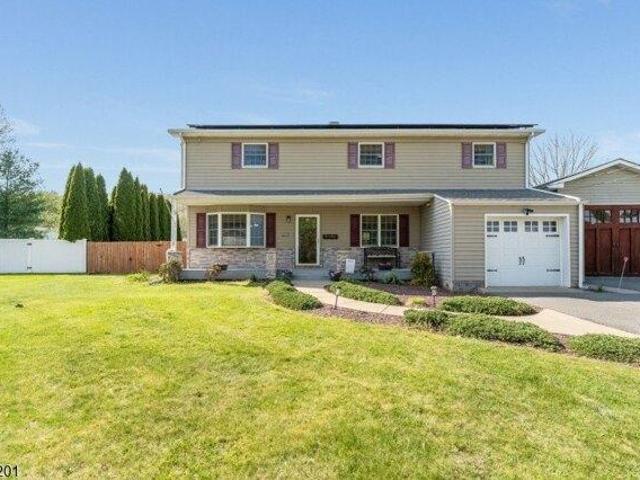 4 bedroom, Hackettstown NJ 07840 102257929
