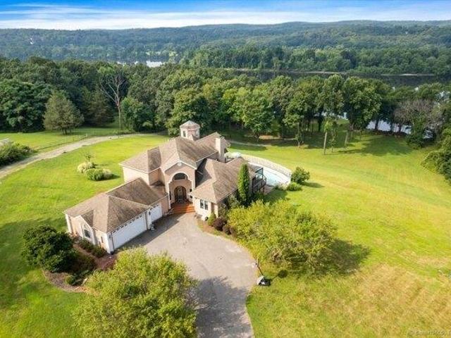 4 bedroom, Haddam CT 06424 104719712