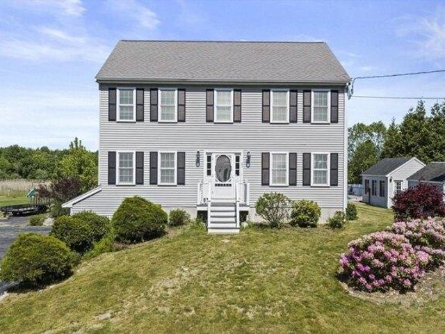 4 bedroom, Halifax MA 02338 104655700
