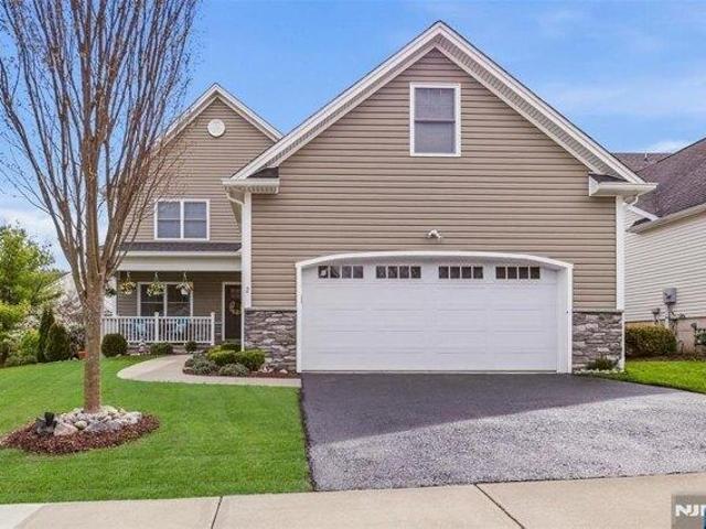 4 bedroom, Hamburg NJ 07419 104834965