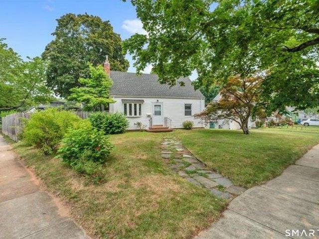 4 bedroom, Hamden CT 06514 104809564