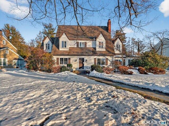 4 bedroom, Hamden CT 06517 LS102478698