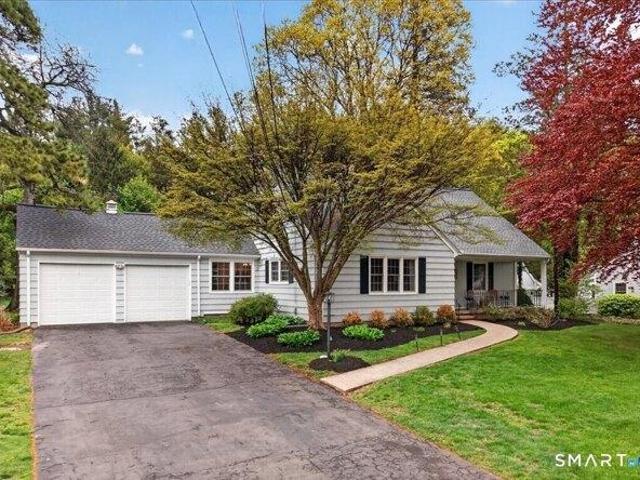 4 bedroom, Hamden CT 06517 LS103125725