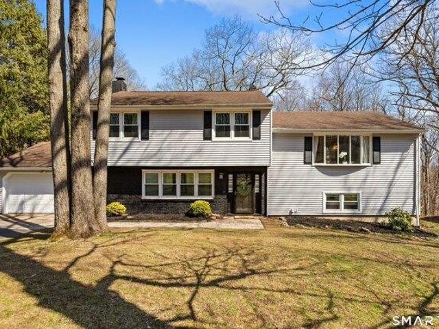 4 bedroom, Hamden CT 06518 102442820