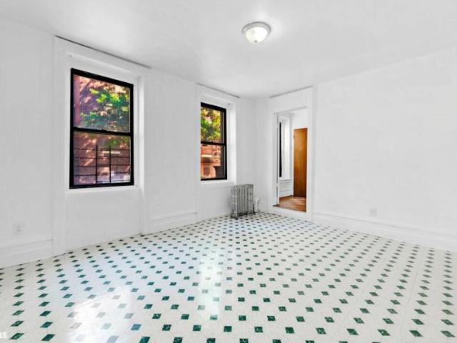 4 bedroom, Hamilton Heights NY 102245511