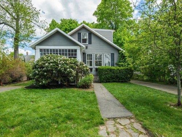 4 bedroom, Hamilton MA 01982 LS102411561