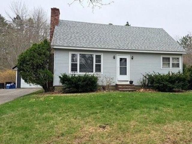 4 bedroom, Hampden ME 04444 102314089
