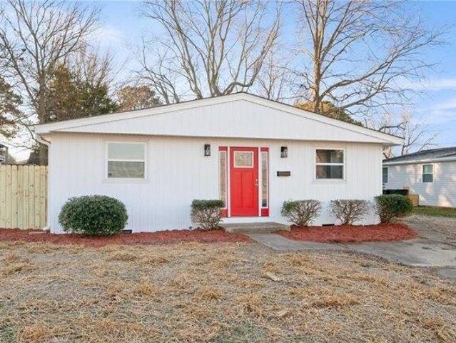 4 bedroom, Hampton VA 23663 88247369