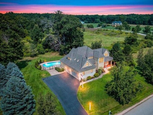 4 bedroom, Hampton Falls NH 03844 105157467