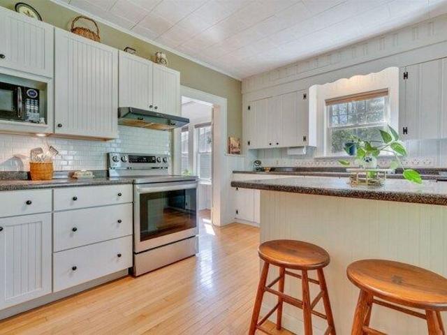 4 bedroom, Hampton NH 03842 105160285