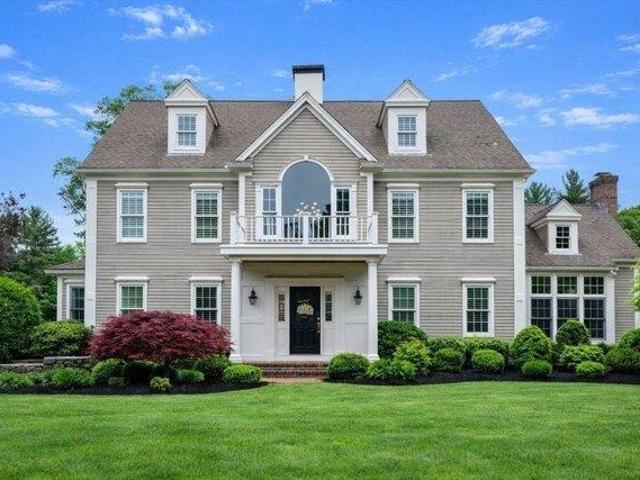4 bedroom, Hanover MA 02339 102476633