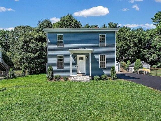 4 bedroom, Hanover MA 02339 104716802