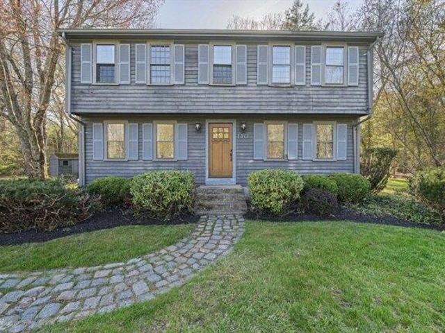 4 bedroom, Hanover MA 02339 104718458