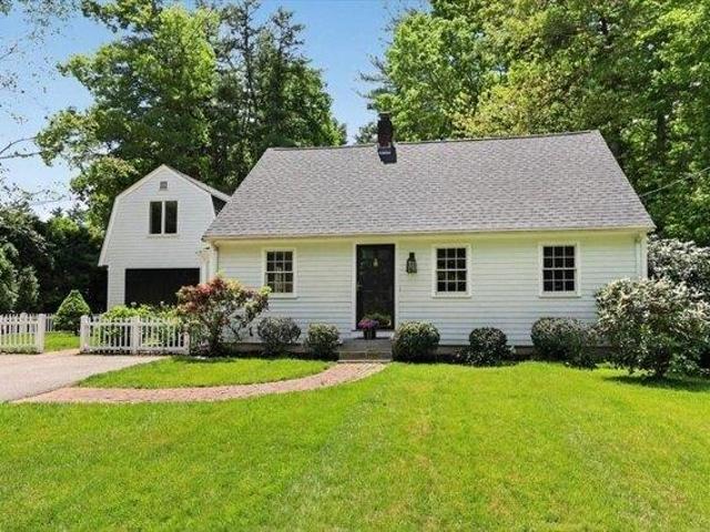 4 bedroom, Hanover MA 02339 104849463