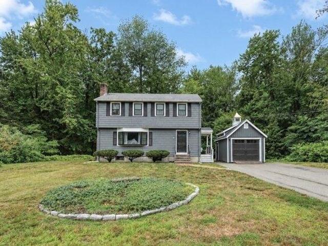 4 bedroom, Hanover MA 02339 104849910