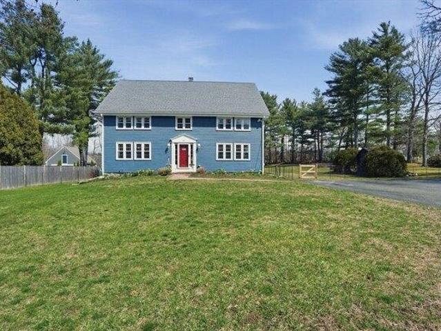 4 bedroom, Hanover MA 02339 LS102475746