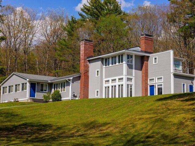 4 bedroom, Hanover NH 03750 LS102475169