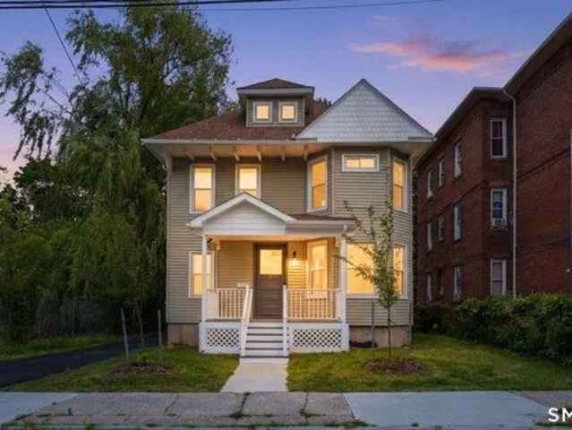 4 bedroom, Hartford CT 06106 104719429