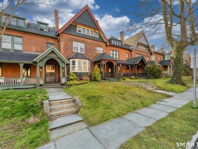 4 bedroom, Hartford CT 06106 102346081