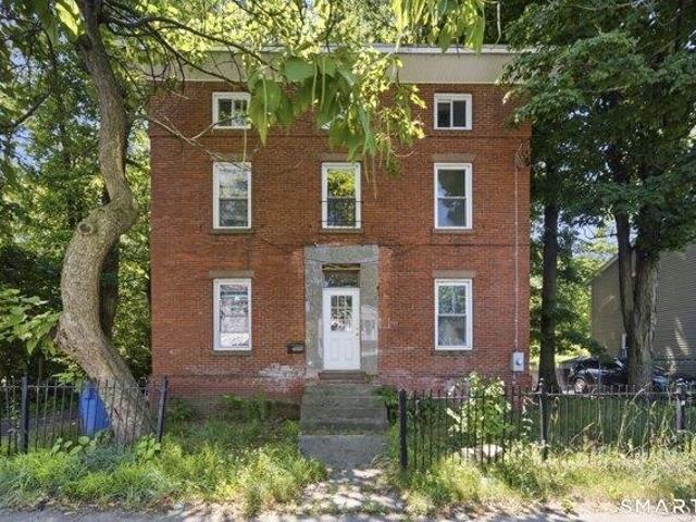 4 bedroom, Hartford CT 06120 104568060