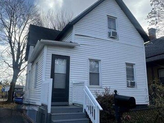 4 bedroom, Hartford CT 06120 102530501